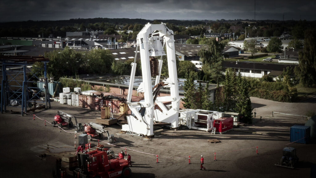 Launch and Recovery – SH Defence