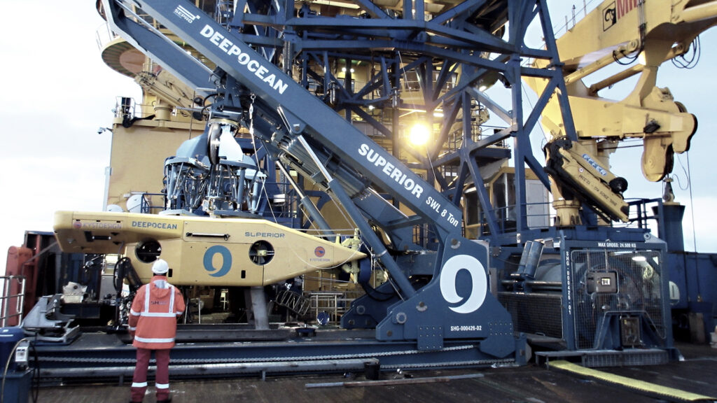 Launch and Recovery – SH Defence